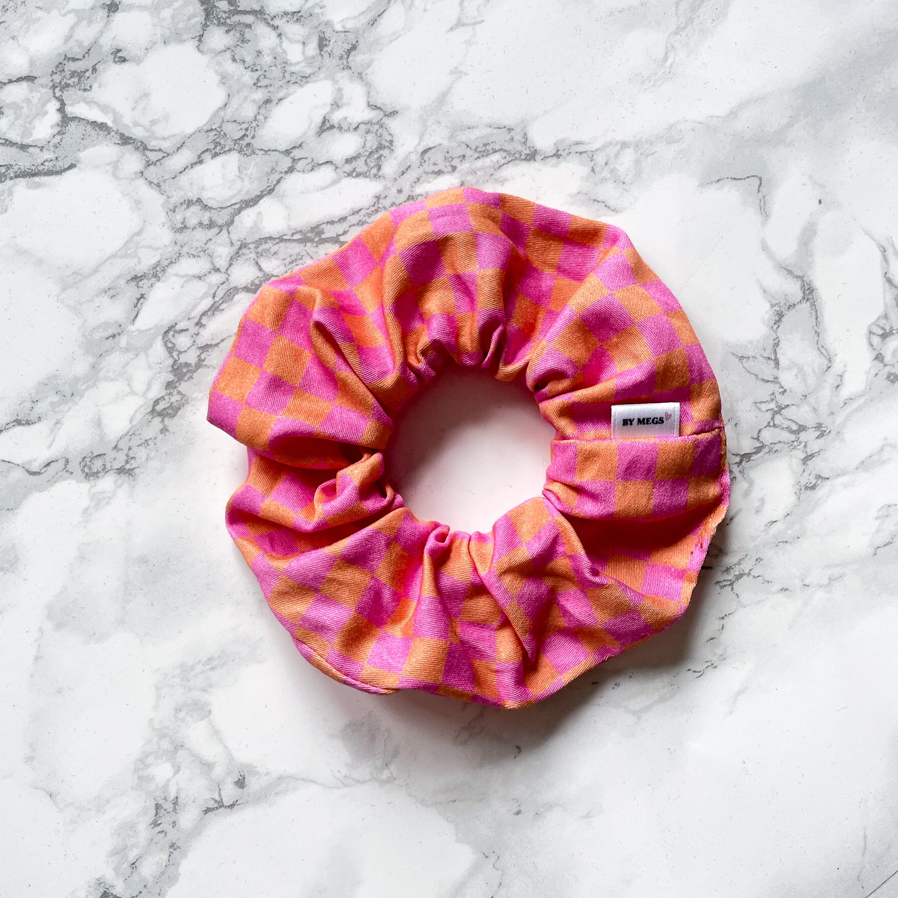 Racing Scrunchie: Checkered Flag Pink & Orange – By Megs